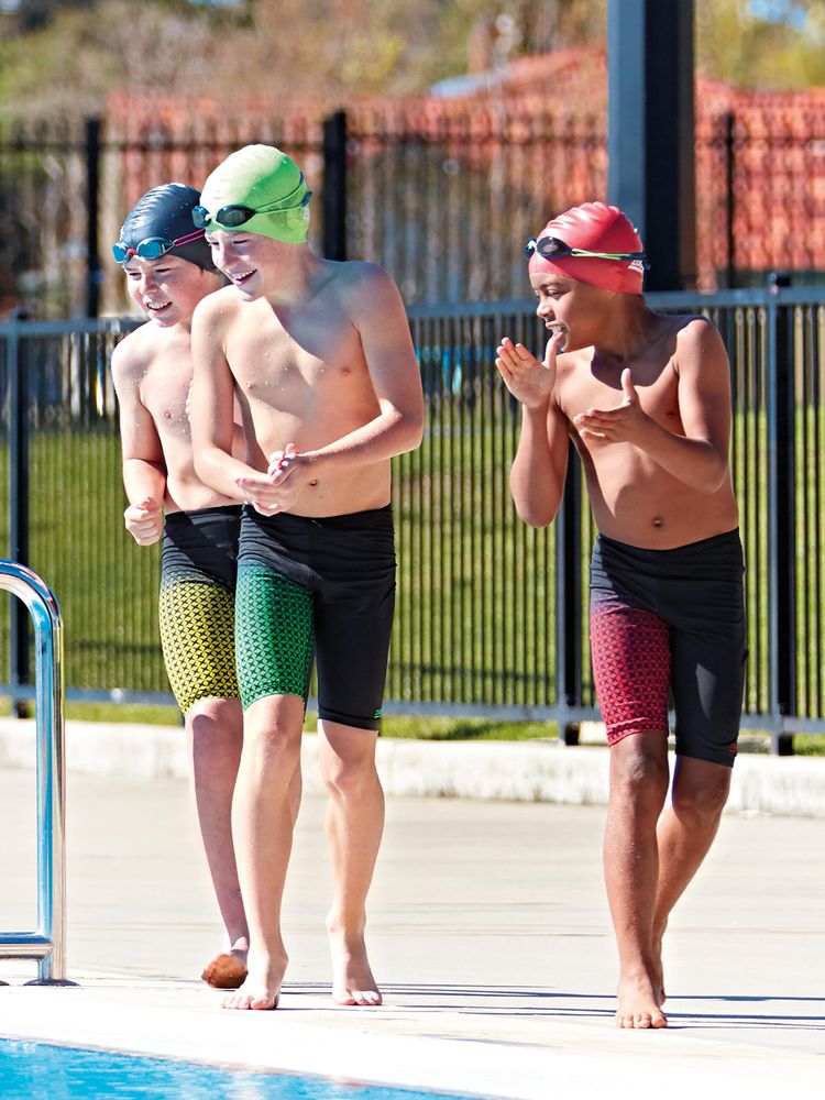 Zoggs Douglas Red Boys Jammers